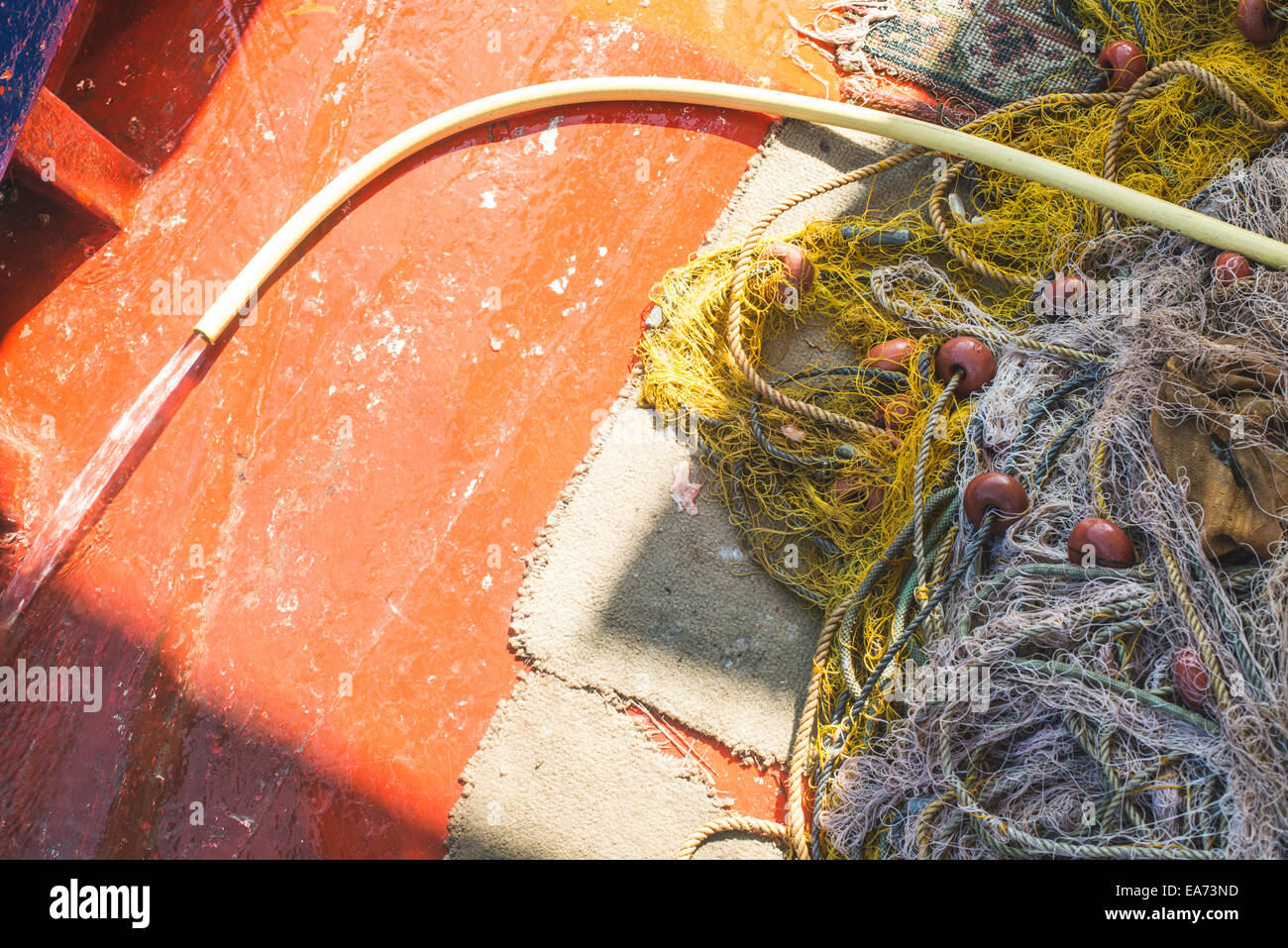 Fishnet rope hi-res stock photography and images - Alamy