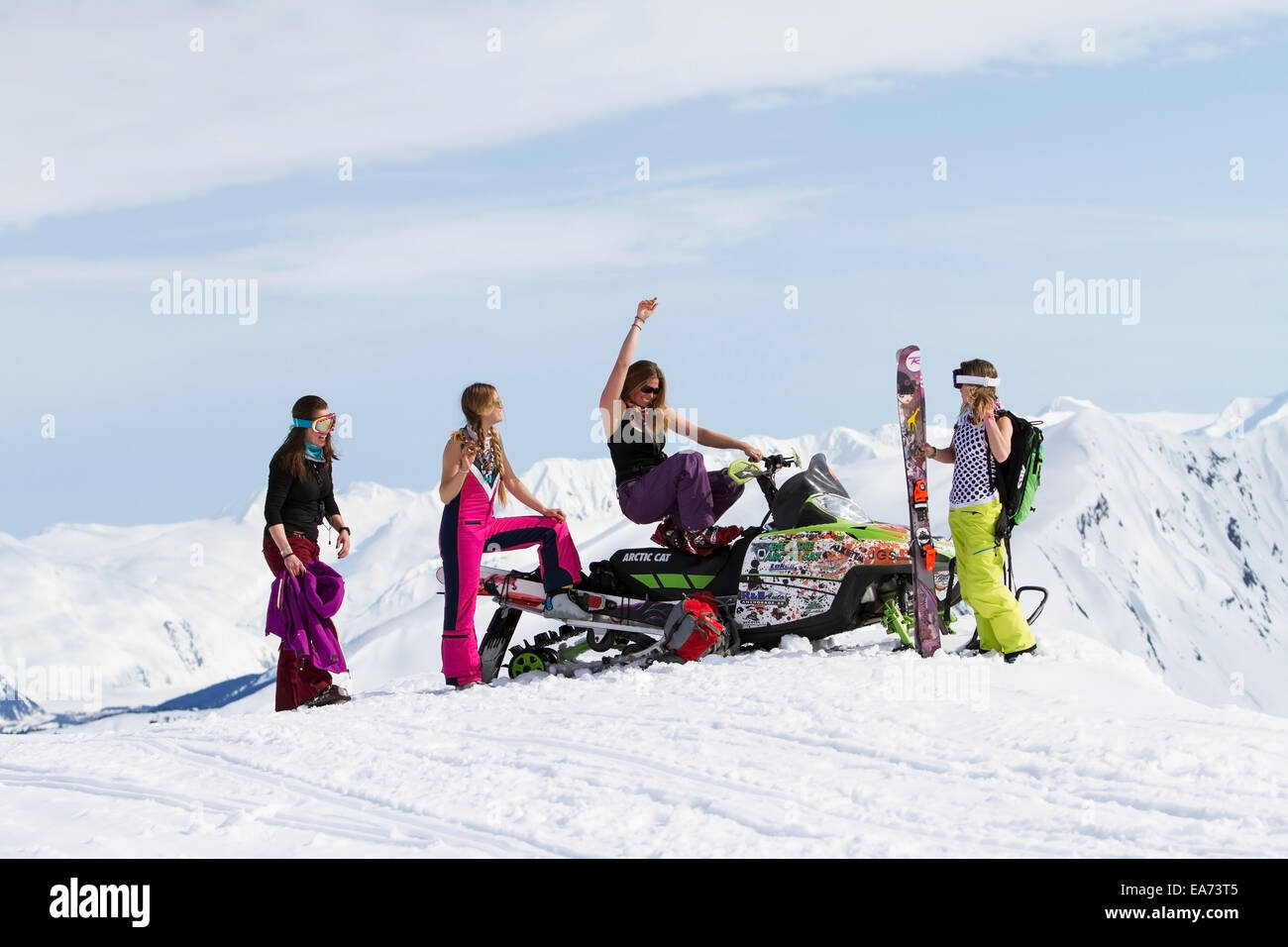 Alaska snow mobile hi-res stock photography and images - Alamy