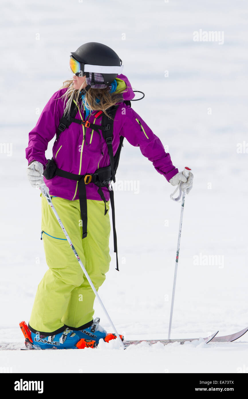 Vertical skiing hi-res stock photography and images - Alamy