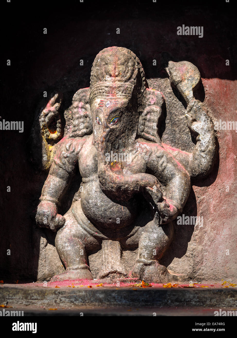Statue of hindu elephant God Lord Ganesha ( Ganesh Stock Photo - Alamy
