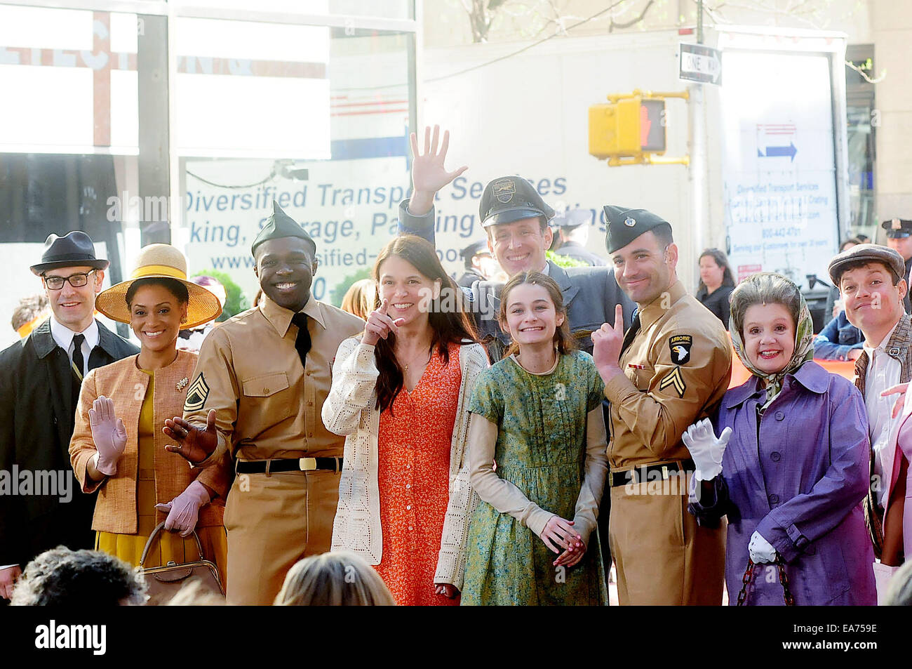 Sutton Foster and the cast of Violet perform on Today show Best of ...