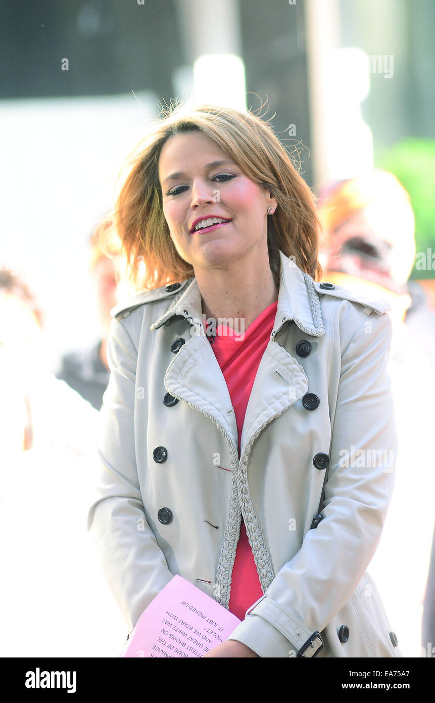 Sutton Foster and the cast of Violet perform on Today show Best of ...