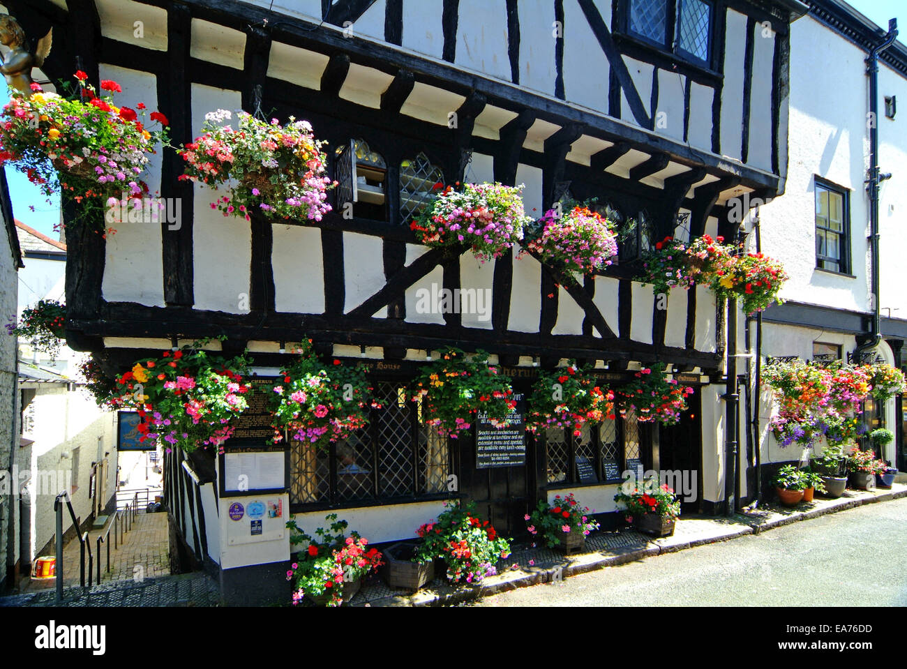 The Cherub Inn Dartmouth Devon Stock Photo - Alamy