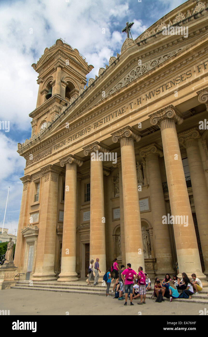 Malta, Mosta: Group of tourists in front of the church of St Mary ...