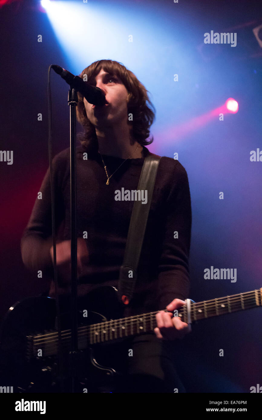 Lead singer catfish hi-res stock photography and images - Alamy