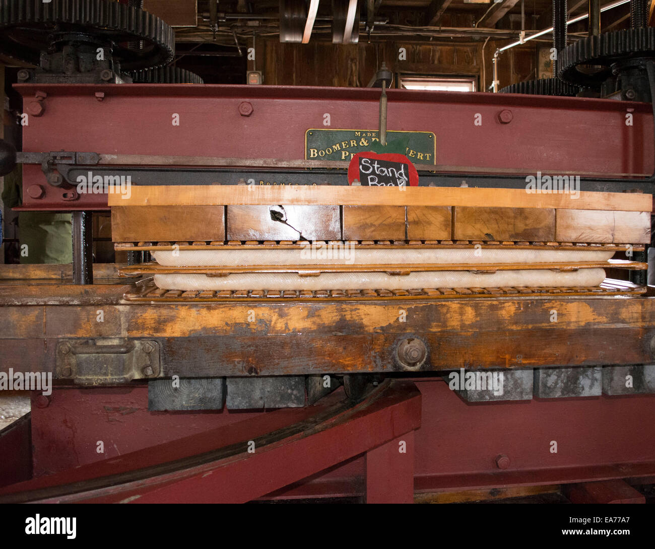 cider,machine, cider machine, cider maker, apple,press Stock Photo - Alamy
