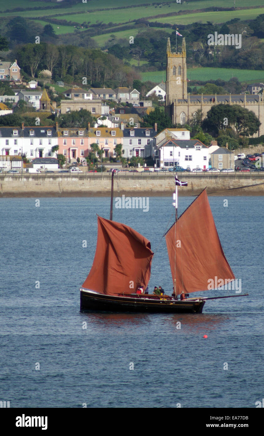 Ketch rig hi-res stock photography and images - Alamy