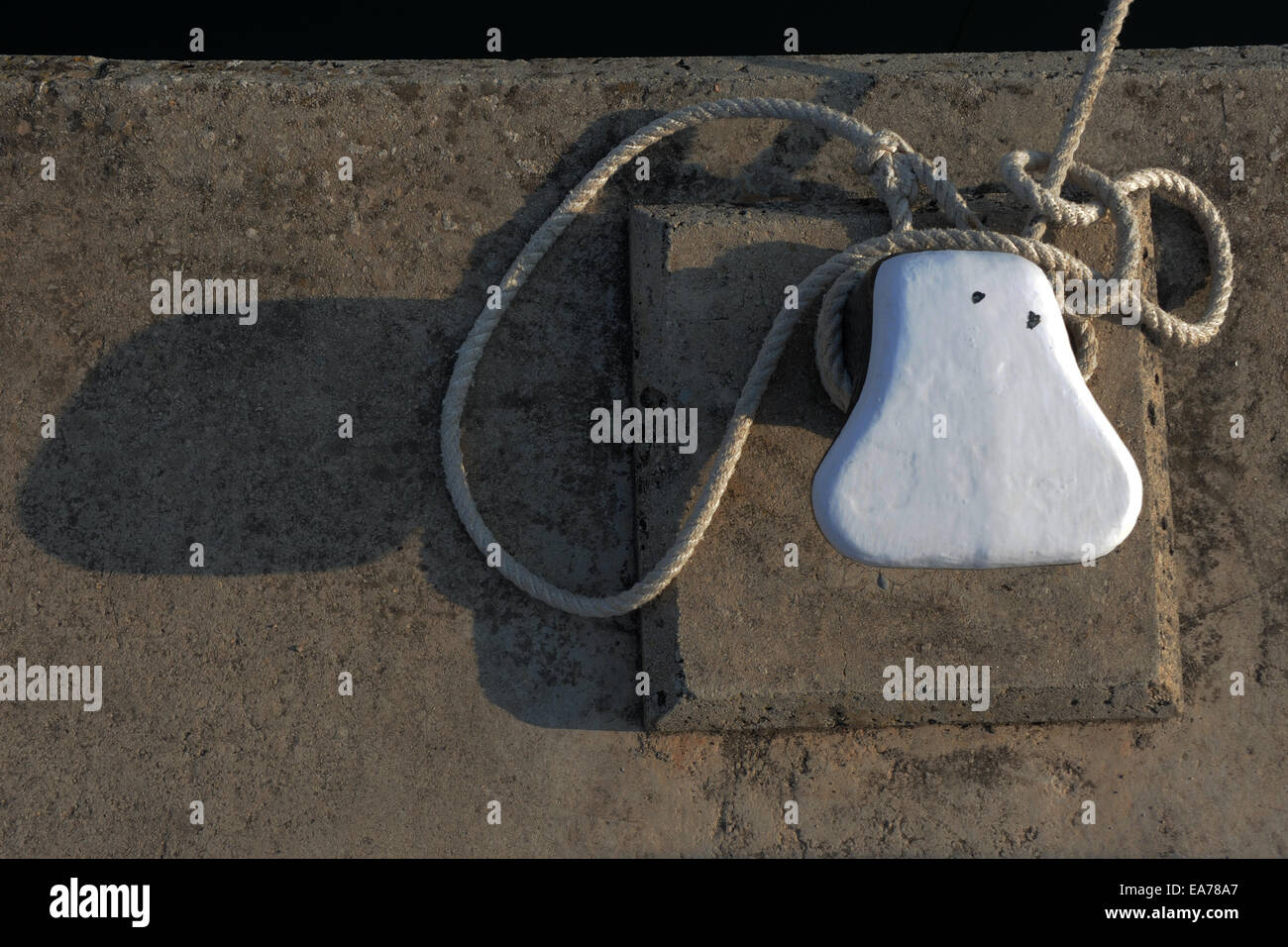 attach to the port, rope - Port of Mahon, Menorca Stock Photo - Alamy