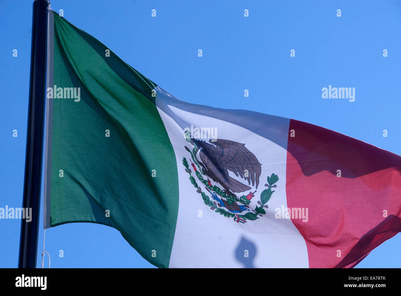 Mexico flag hi-res stock photography and images - Alamy