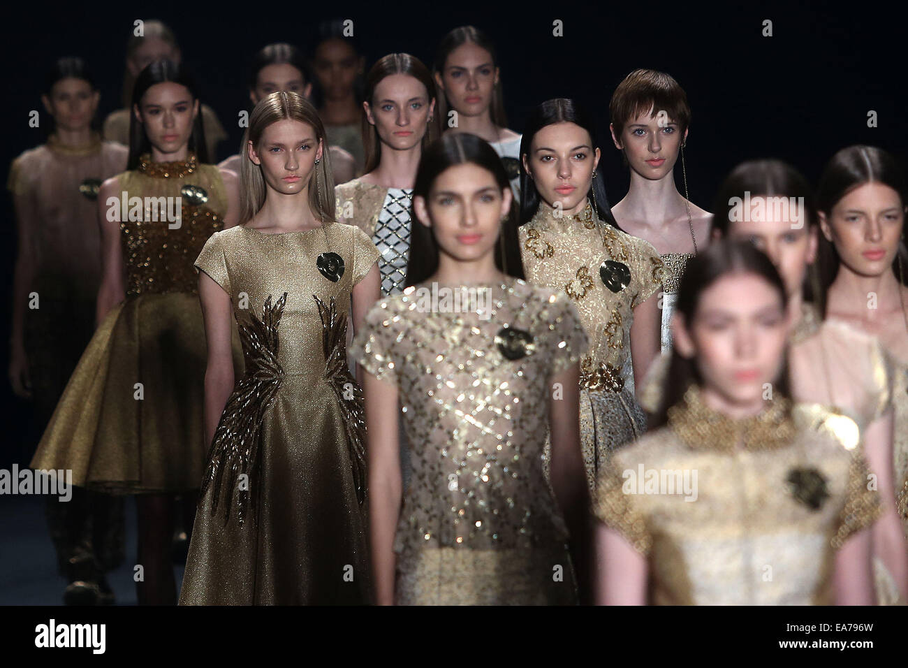 Sao Paulo, Brazil. 7th Nov, 2014. Models present 2015 winter creations ...