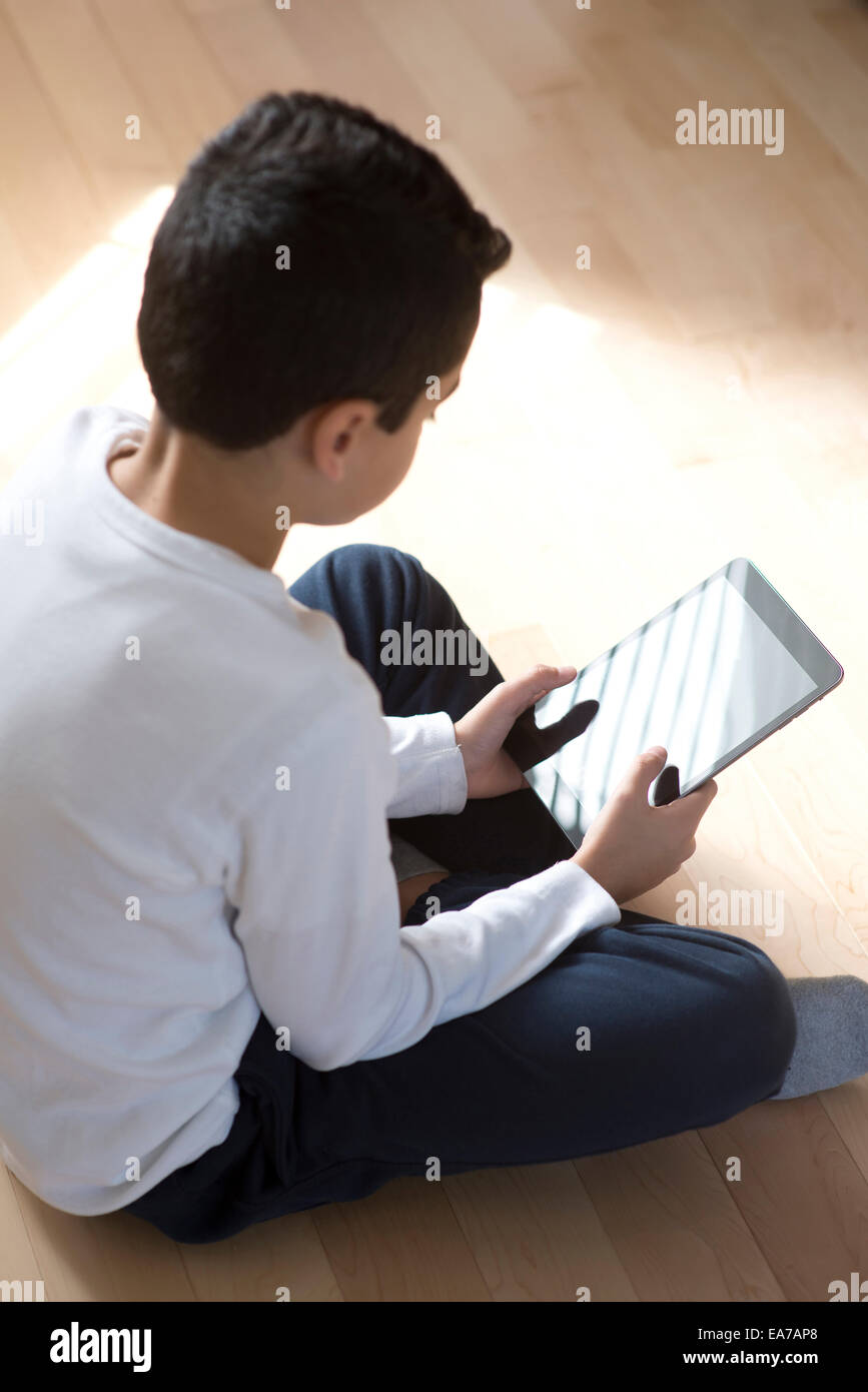 Mobile gaming tablet hi-res stock photography and images - Alamy