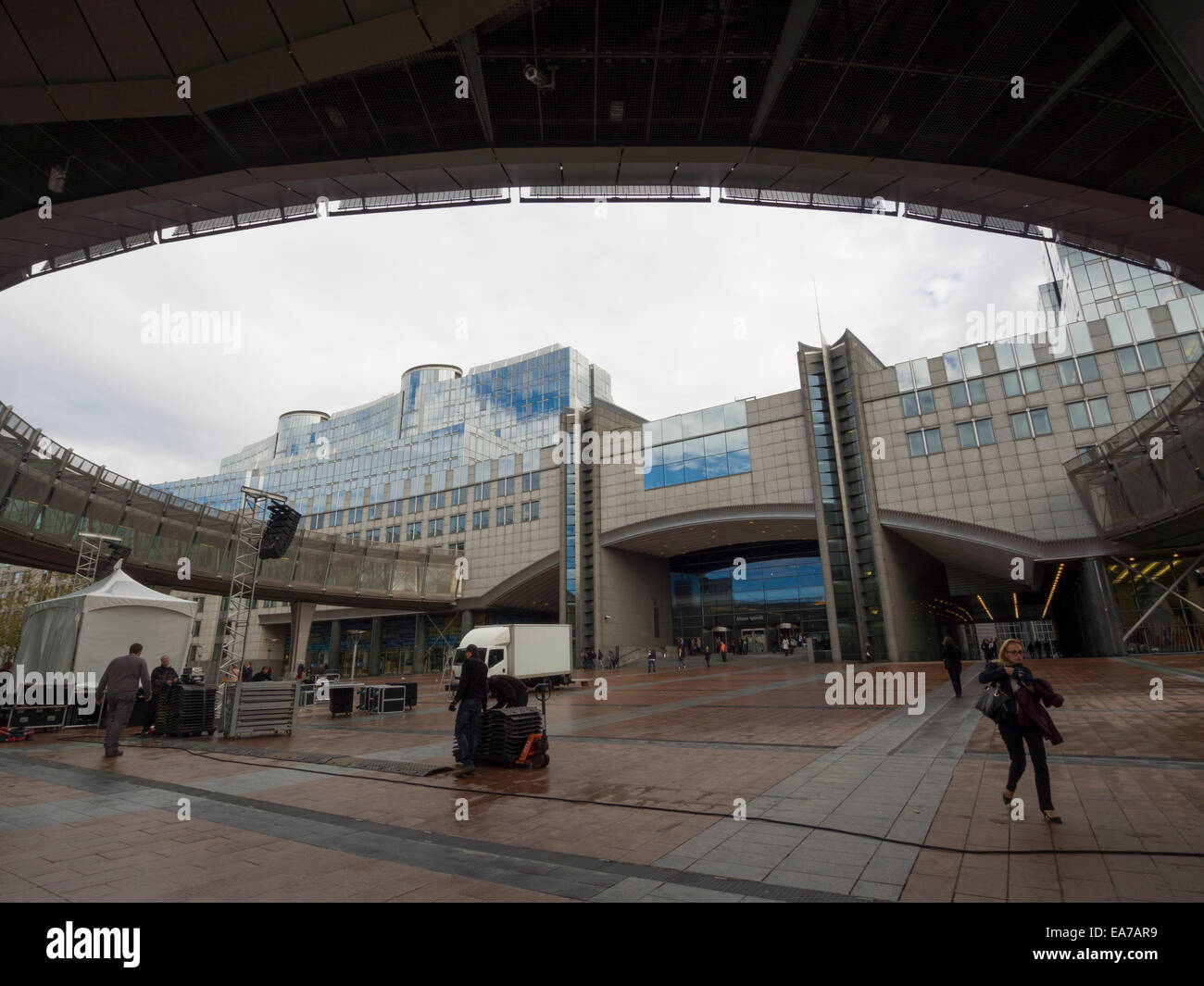 Eu headquarters building brussels hi-res stock photography and images ...