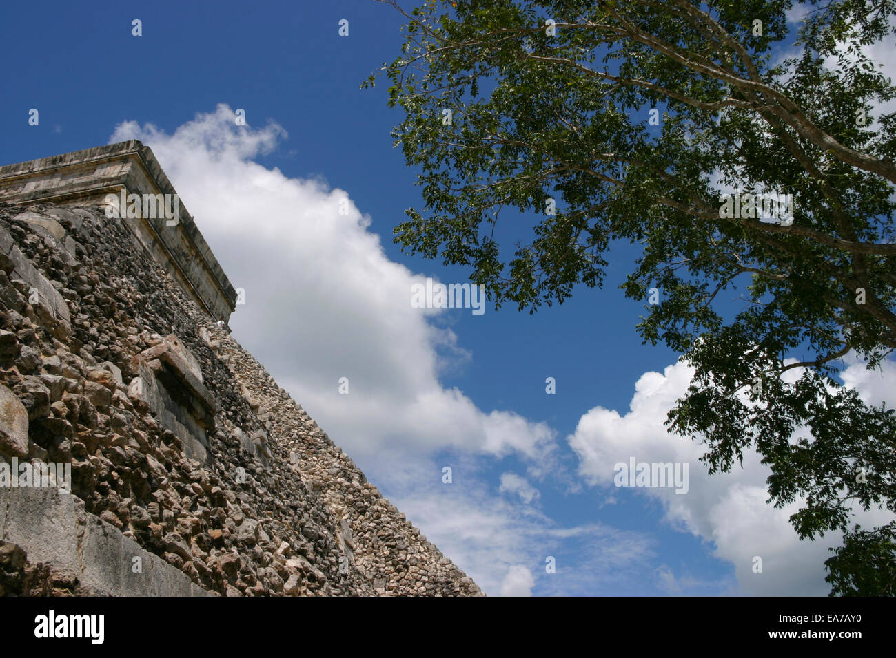 Temple of Kukulkan (El Castillo) in the Chichen Itza ruins in the Mayan ...