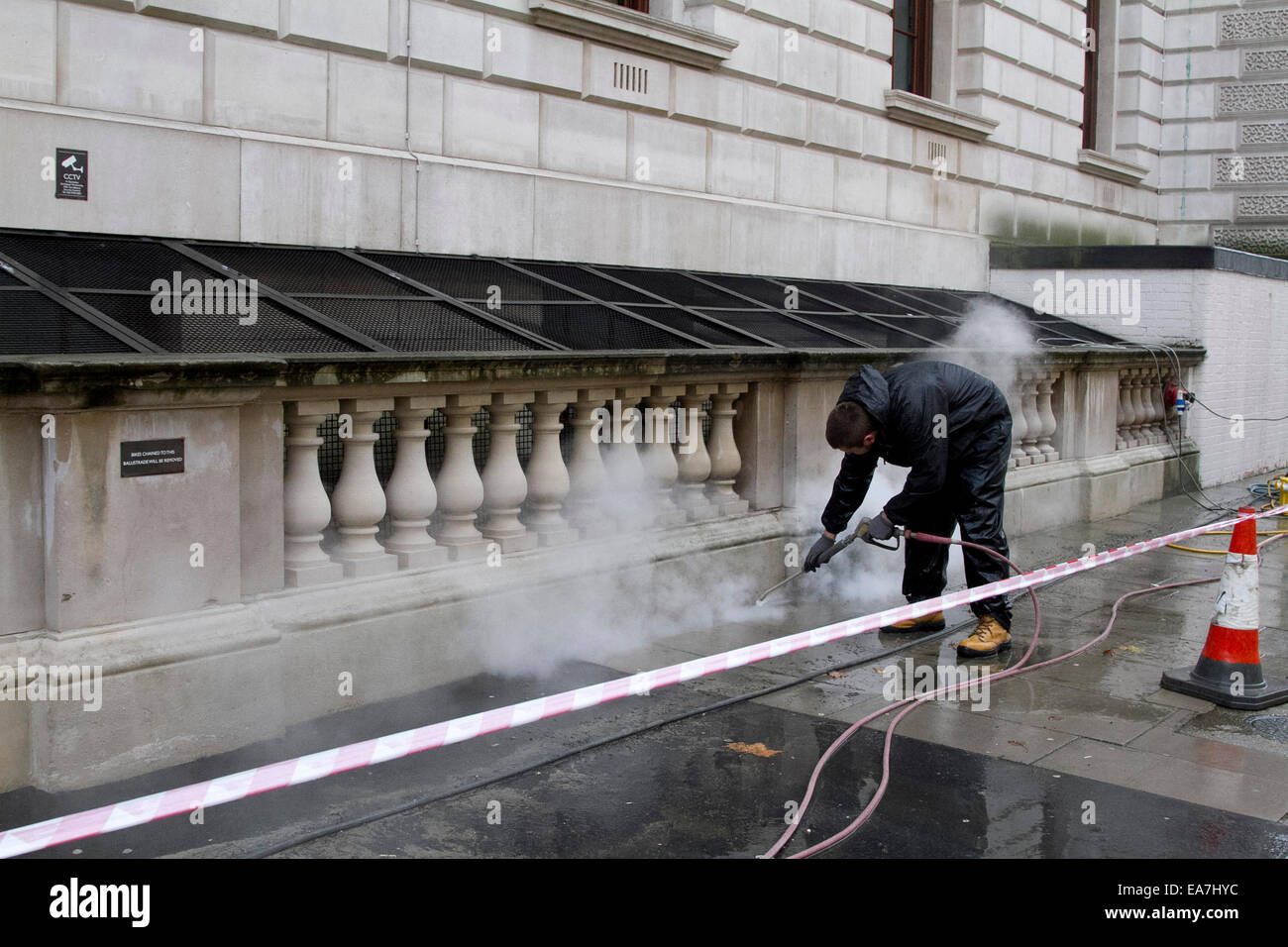 Westminster, London, UK. 8th November 2014. Cleaners from Westminster ...
