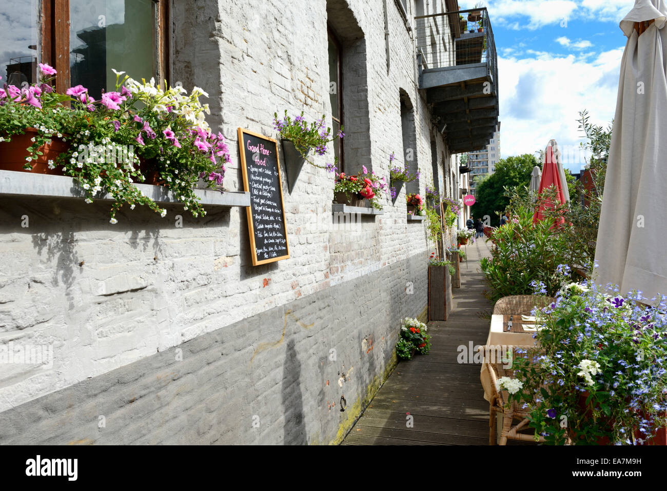 Flanders cafe hi-res stock photography and images - Alamy