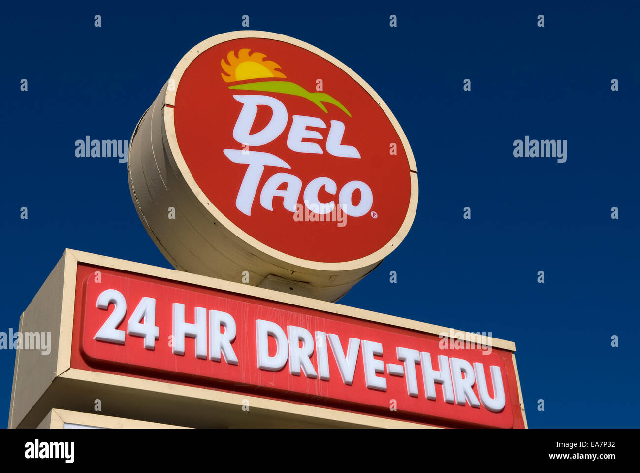 Del taco sign hi-res stock photography and images - Alamy