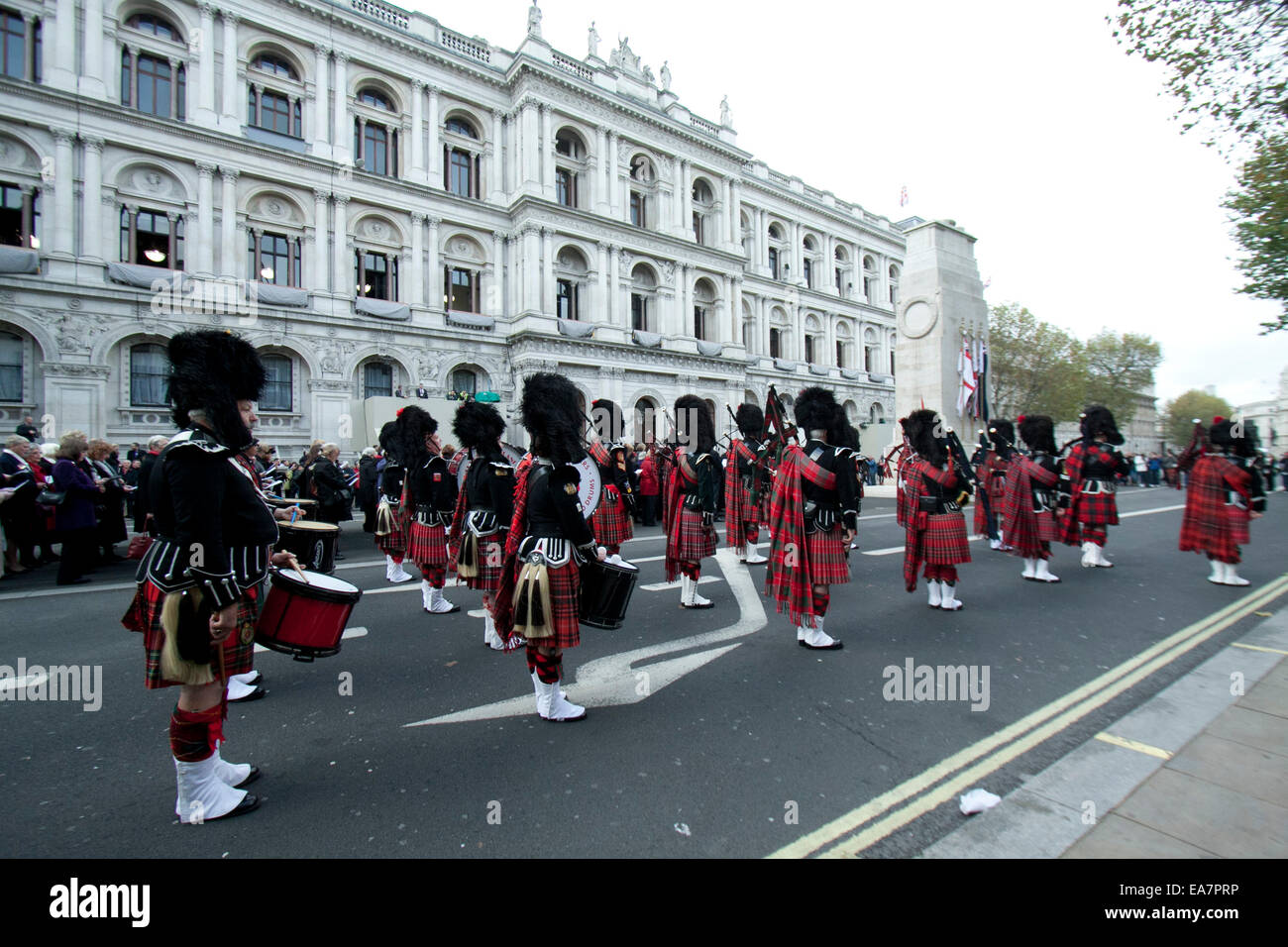 Westminster London,UK. 8th November 2014. The Southern Highlanders ...