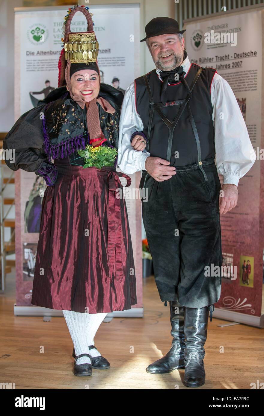 Wechmar, Germany. 8th Nov, 2014. Annemarie Dobiezynski and Volker ...