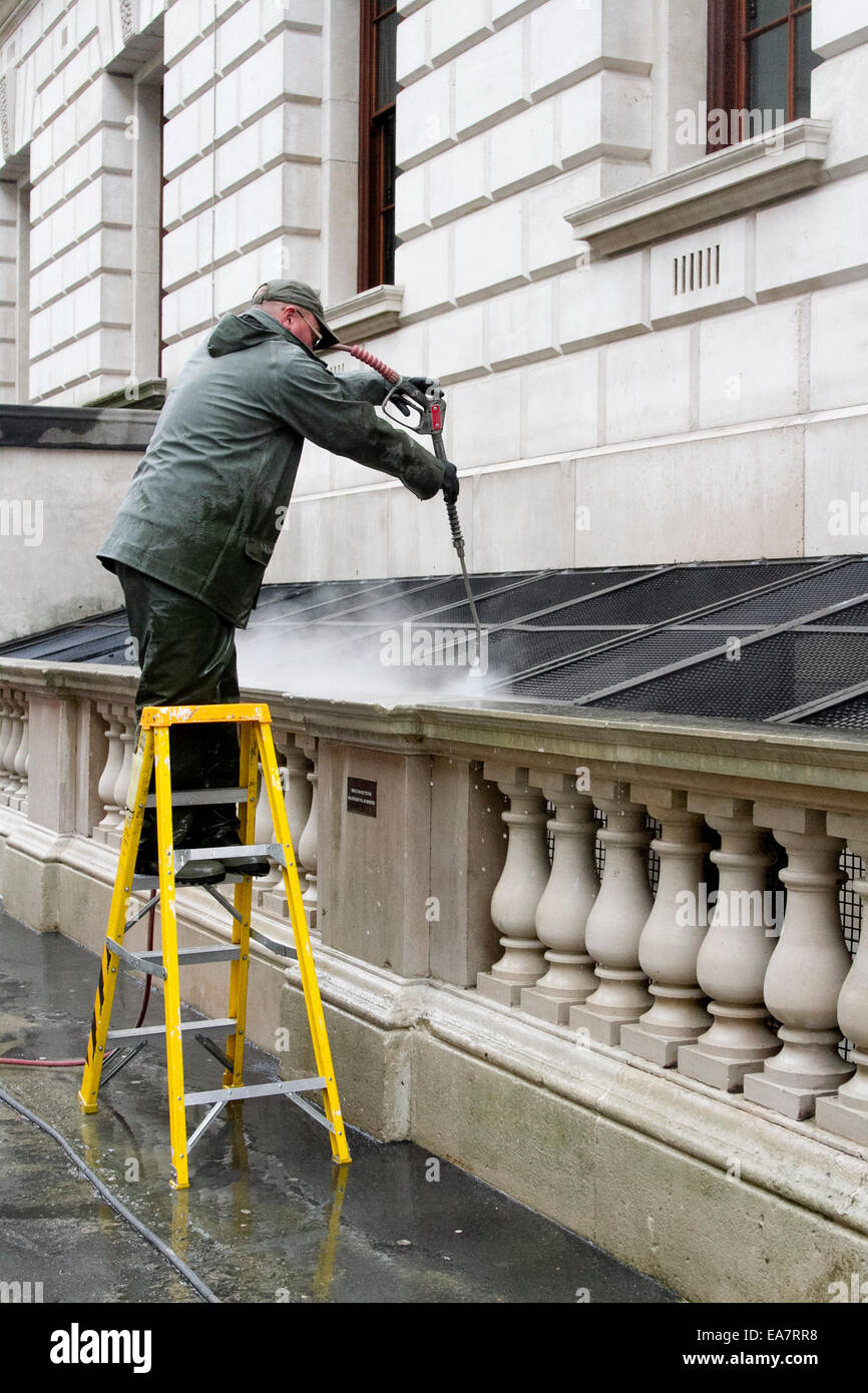 Council cleaners hi-res stock photography and images - Alamy