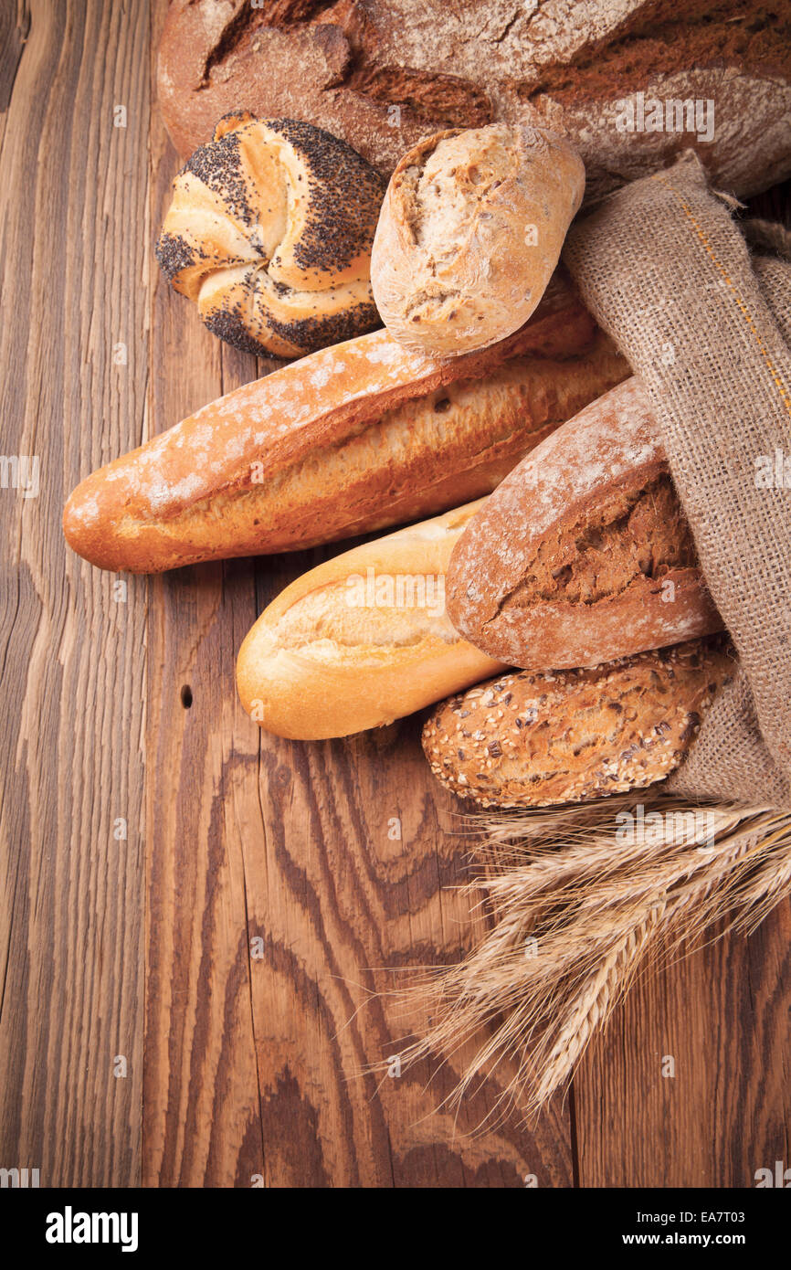 Upper crust bread hi-res stock photography and images - Alamy