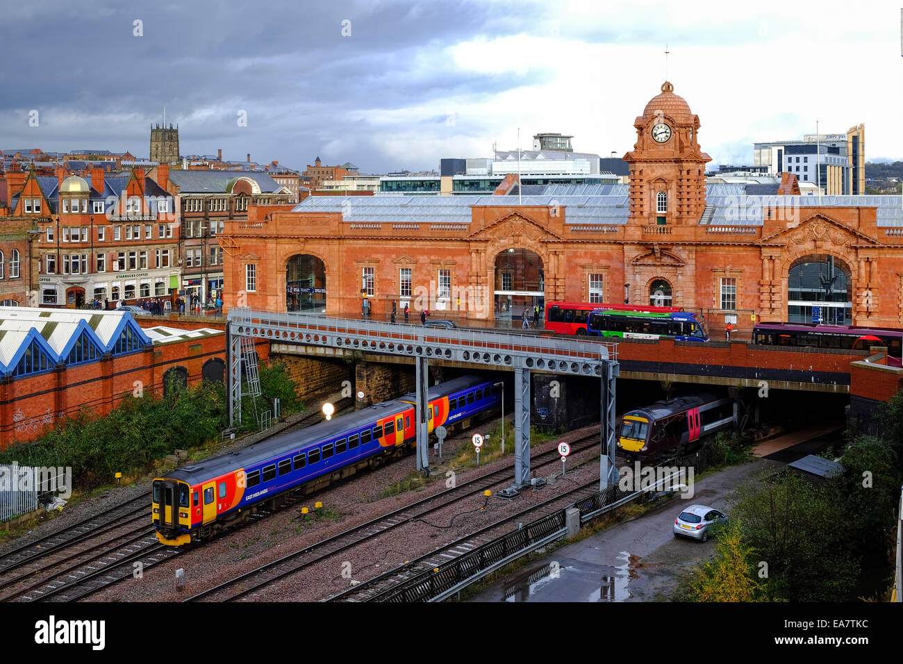 Nottingham, UK. 8th Nov, 2014. rain across the city of Nottingham with ...