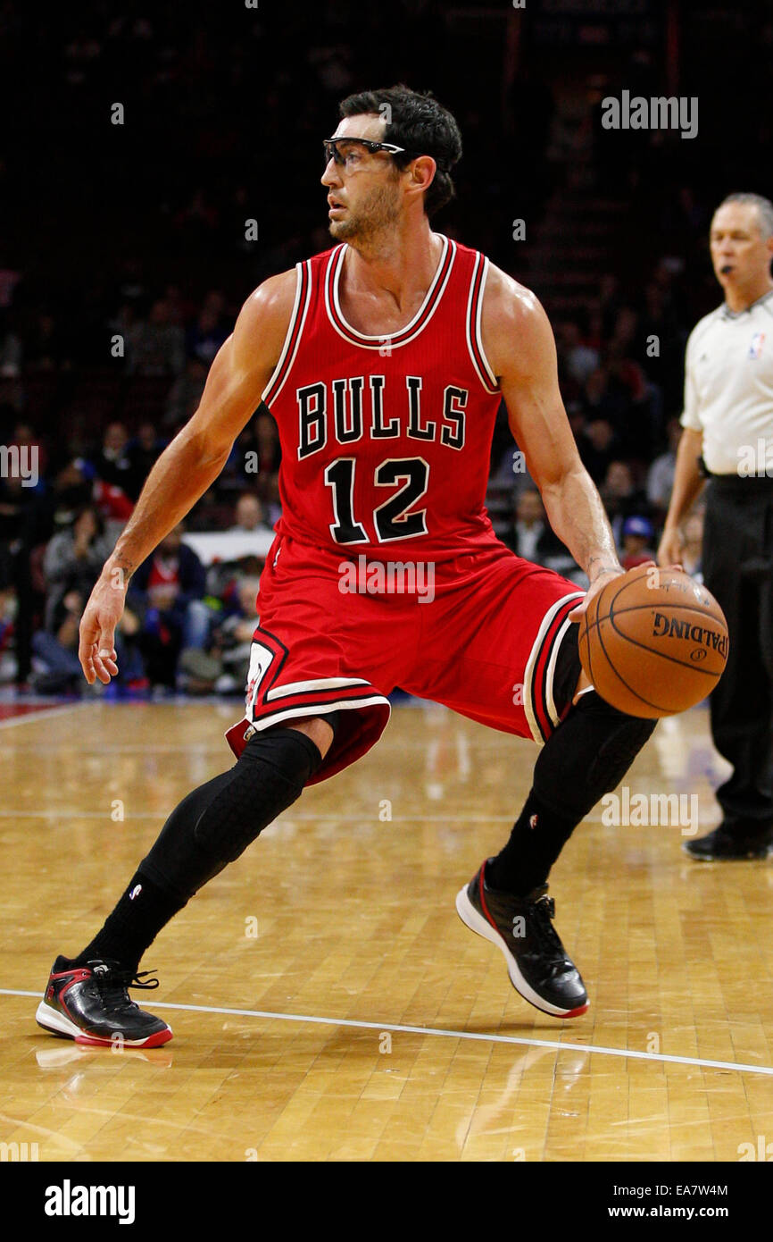 Philadelphia, Pennsylvania, US. 7th Nov, 2014. Chicago Bulls guard Kirk ...