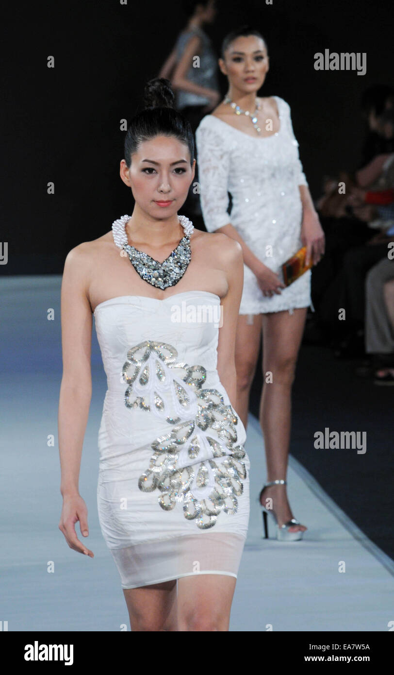 Taipei's Taiwan. 8th Nov, 2014. Models present creations by Goji Lin in ...