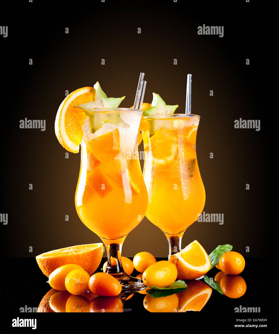 Cocktail with fresh fruit hi-res stock photography and images - Alamy