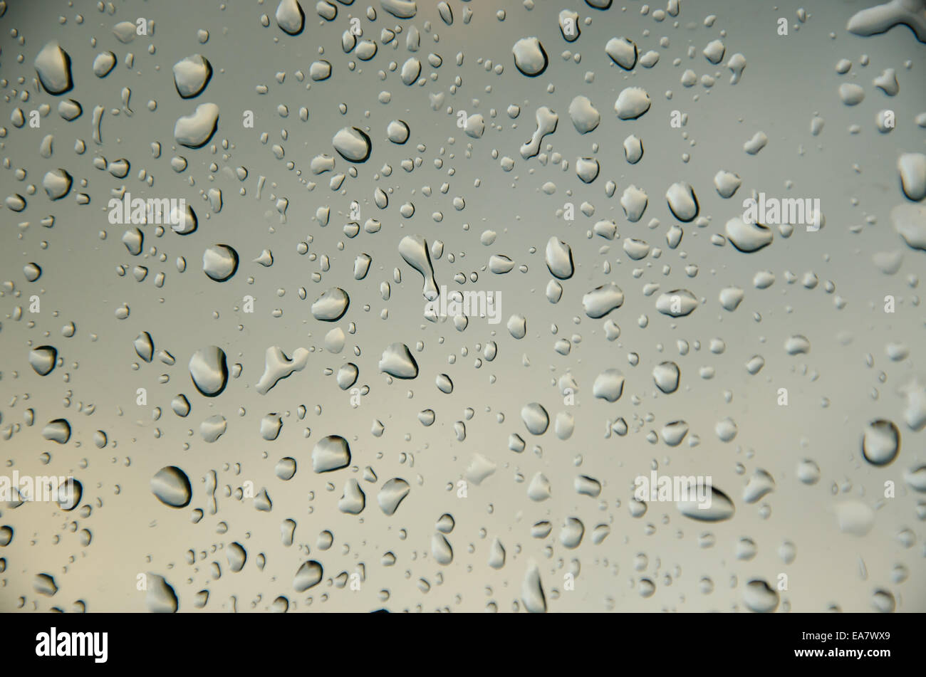 Water splash on glass hi-res stock photography and images - Alamy