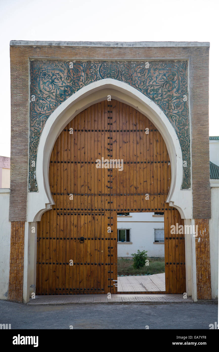 Entrance on the building in Fez, Morocco Stock Photo - Alamy