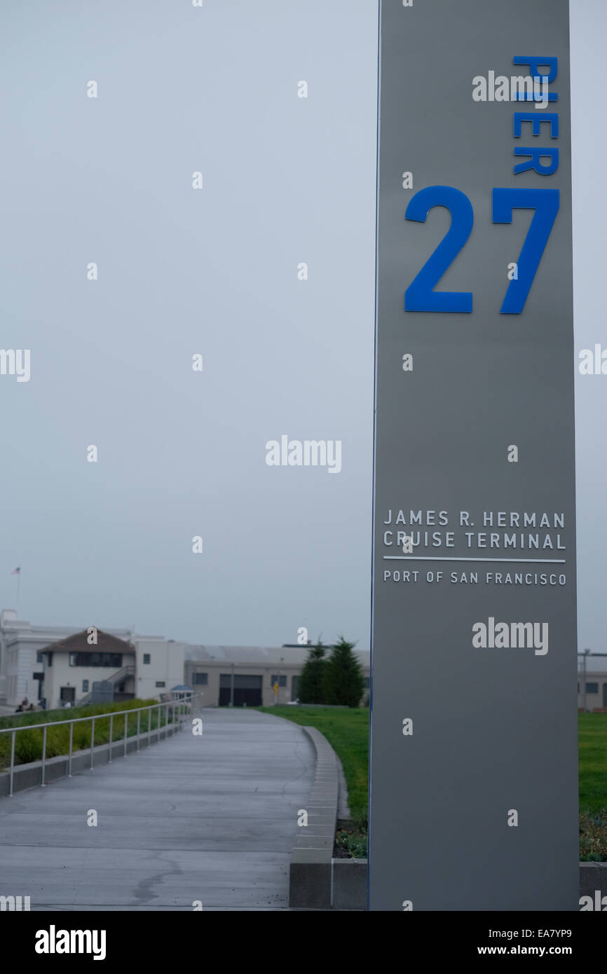 Pier 27 cruise terminal hi-res stock photography and images - Alamy