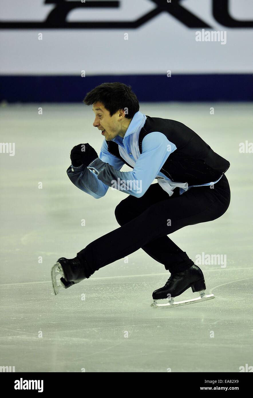 Shanghai, Popular Republic of China. 7th Nov, 2014. Participating men ...