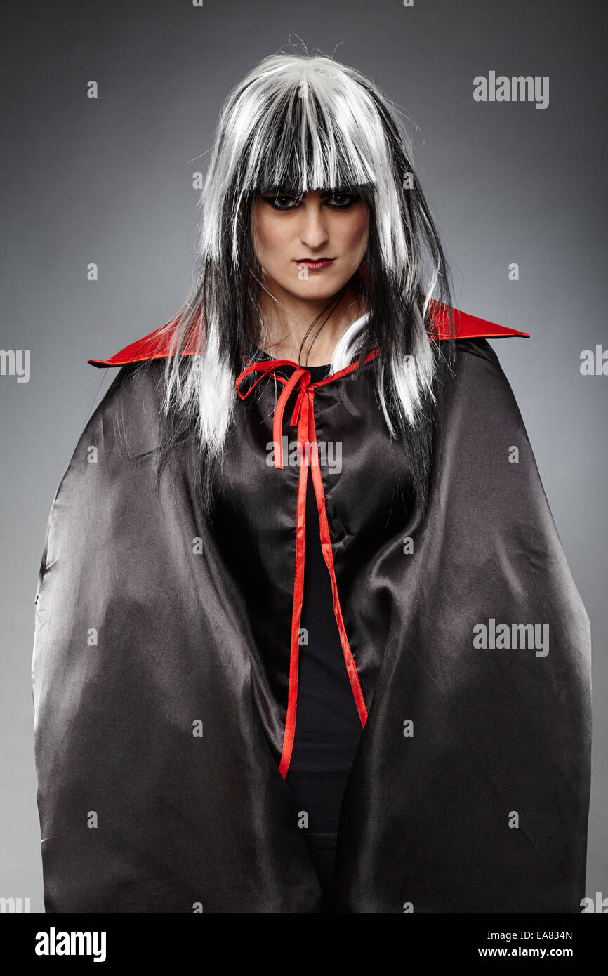 Woman medieval angry hi-res stock photography and images - Alamy