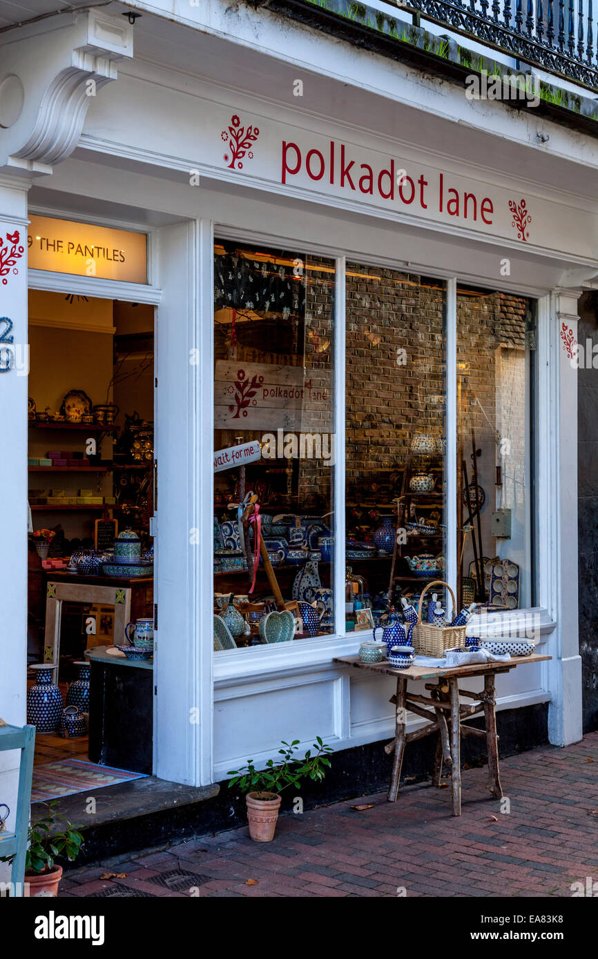 The Pantiles, Royal Tunbridge Wells, Kent, England Stock Photo - Alamy