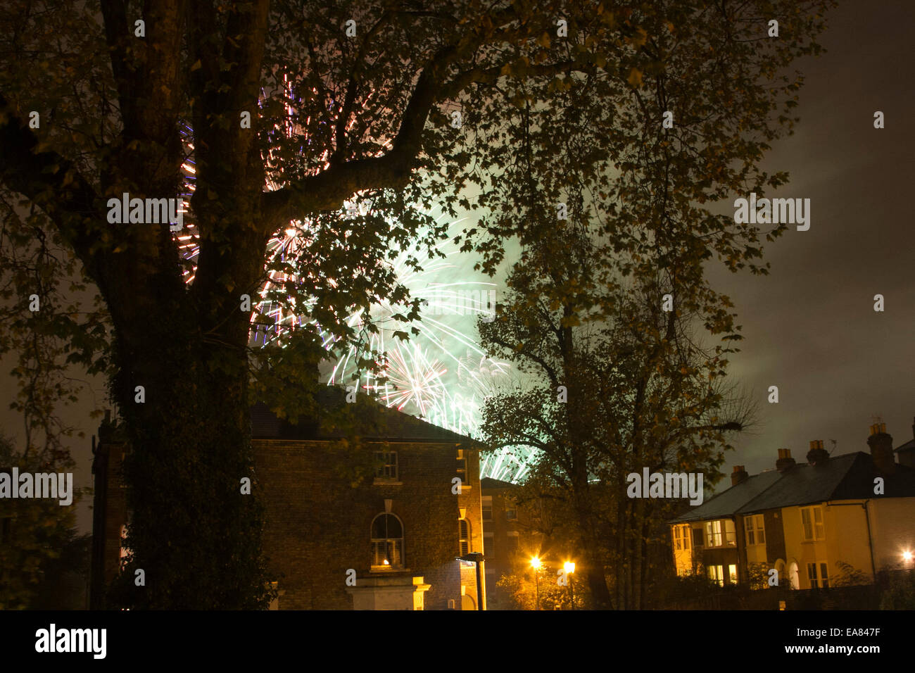 Wimbledon, London, UK. 8th Nov, 2014. Spectacular fireworks display in ...