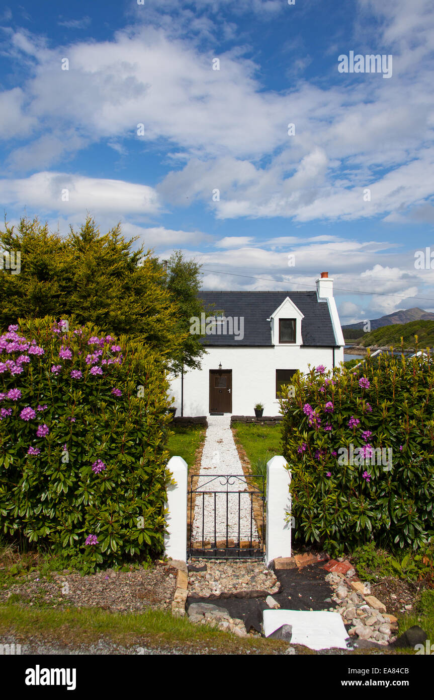 Cottage at Inverarish, Raasay, Inner Hebrides, Scotland Stock Photo - Alamy