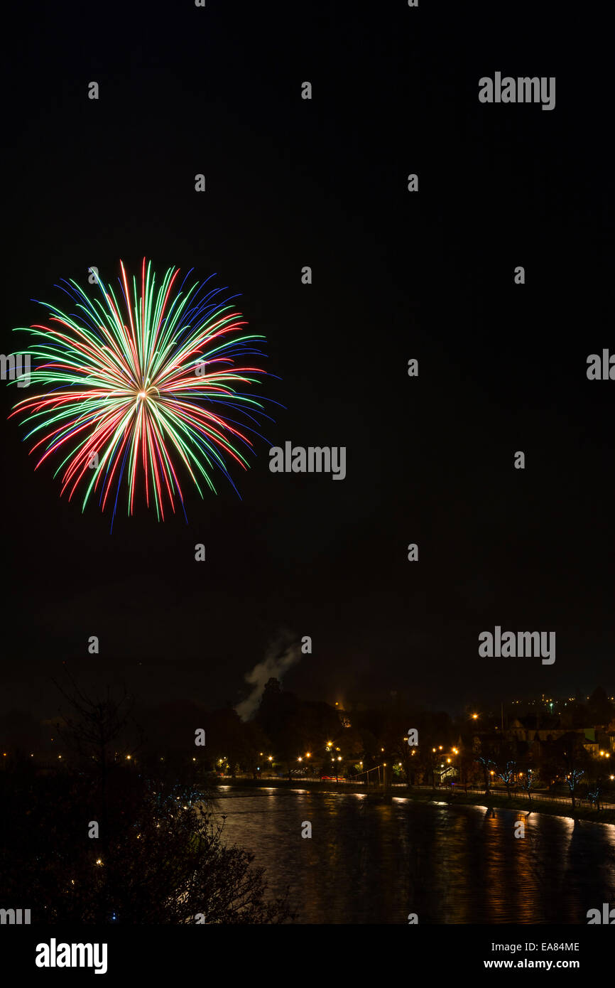Scottish fireworks hi-res stock photography and images - Alamy