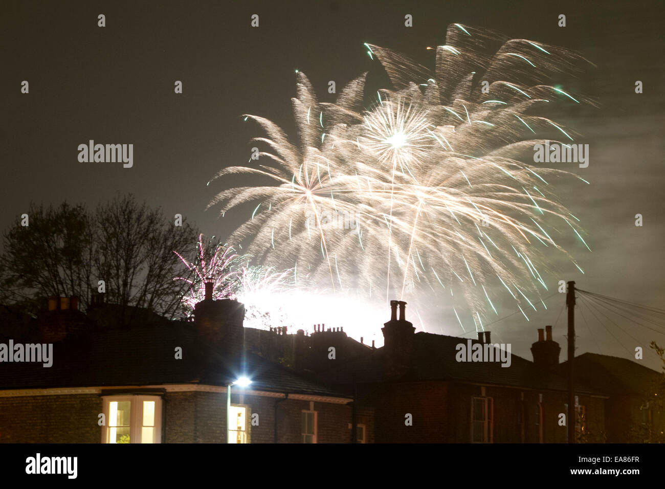 Wimbledon London,UK. 8th November 2014. Spectacular fireworks display ...