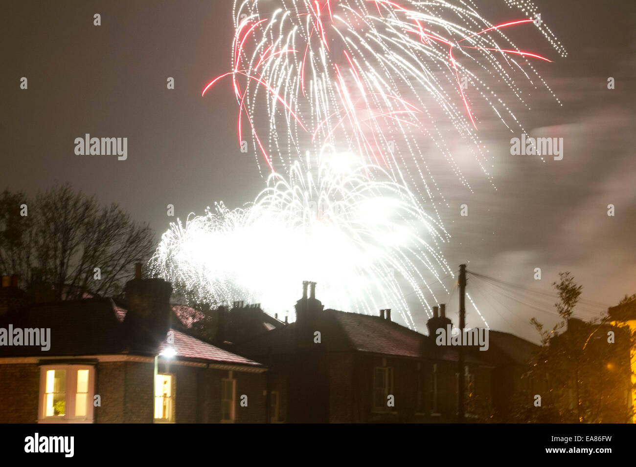 Wimbledon London,UK. 8th November 2014. Spectacular fireworks display ...