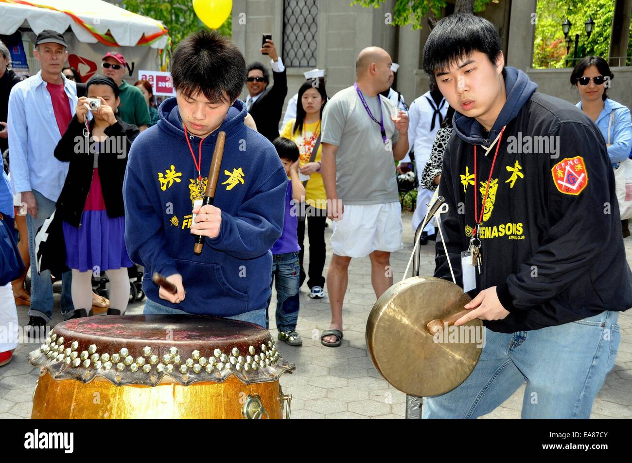 NYC: Chinese musicians playing drums and cymbal for Lion Dancers at the ...