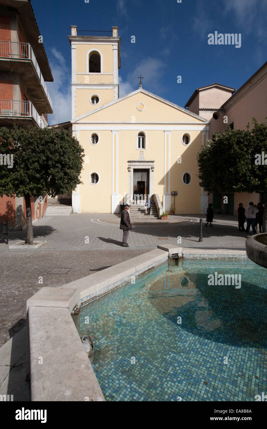 Castel Baronia (Avellino, Italy) - Fountain in Vittorio Veneto square ...