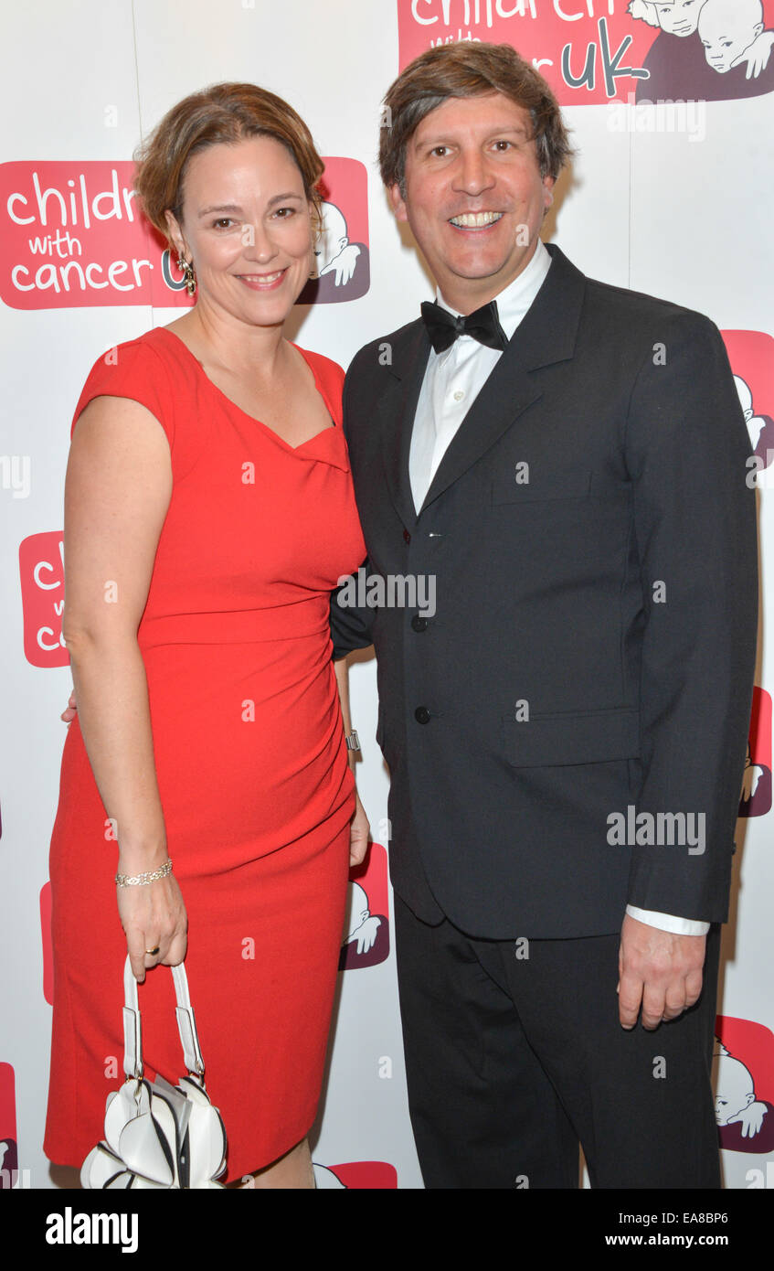 Children with cancer ball hi-res stock photography and images - Alamy