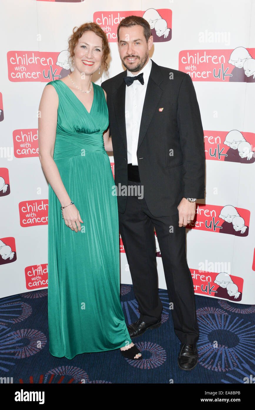 Children with cancer ball hi-res stock photography and images - Alamy