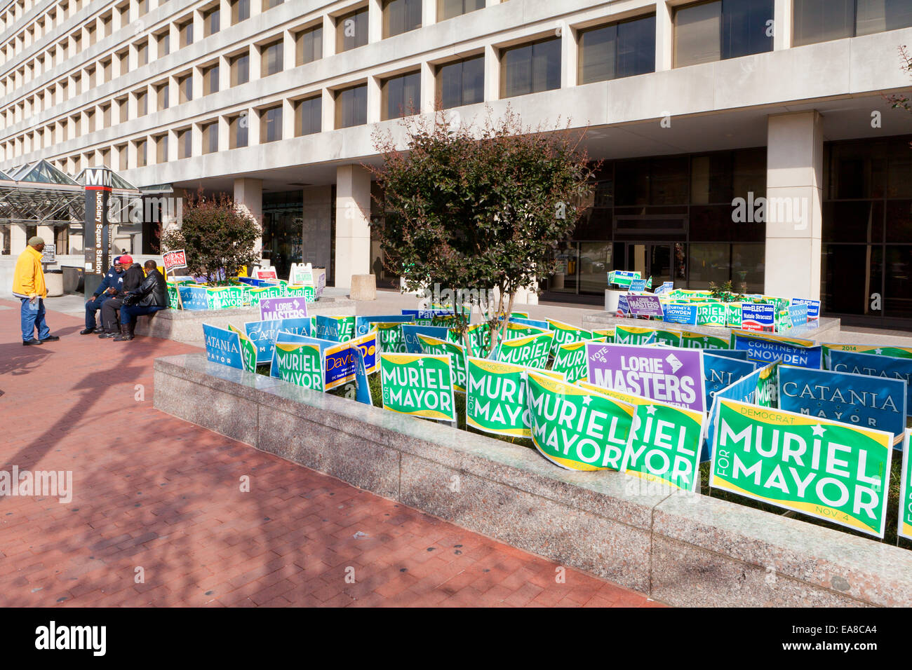 Mayoral race political advertisements - Washington, DC USA Stock Photo ...
