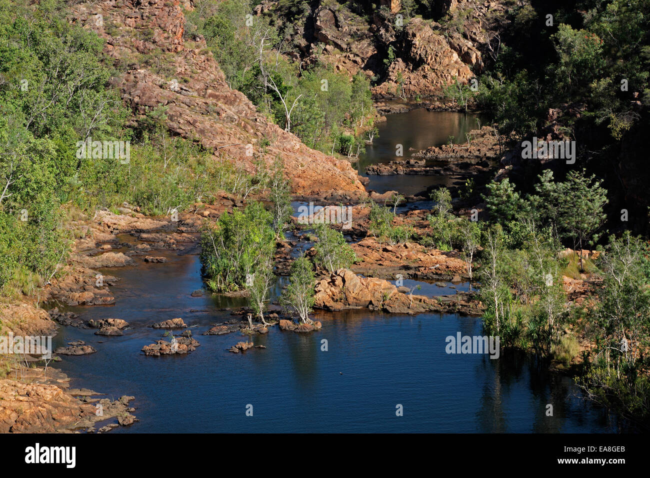 Clear water pools hi-res stock photography and images - Alamy