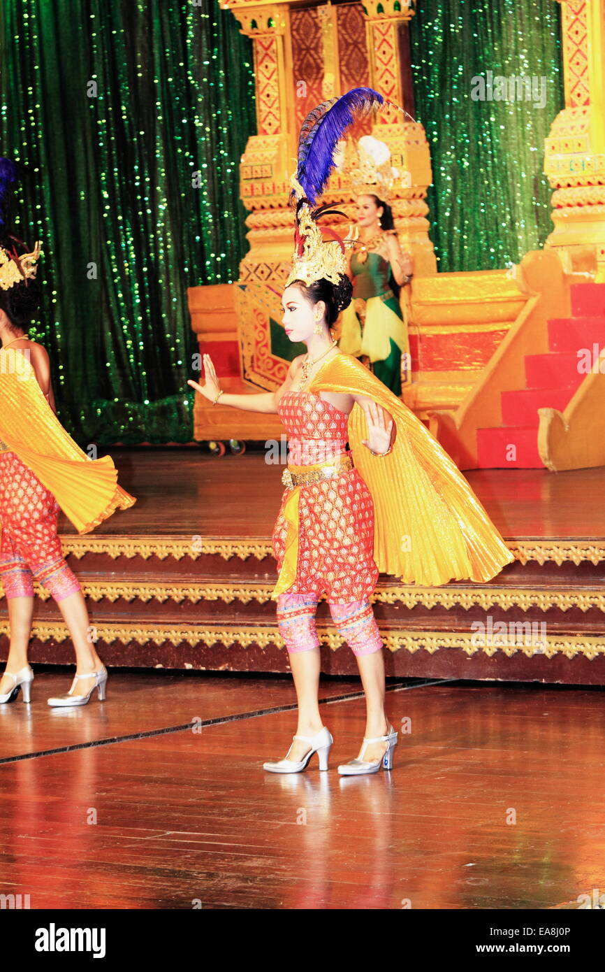 Thai girl on stage hi-res stock photography and images - Alamy