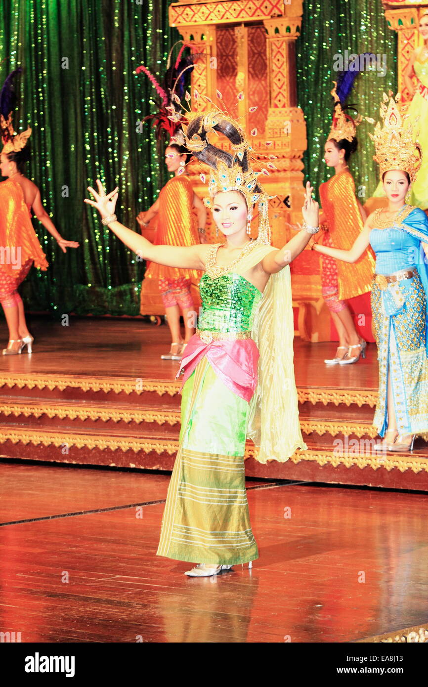 Thai traditional dance thailand hi-res stock photography and images - Alamy