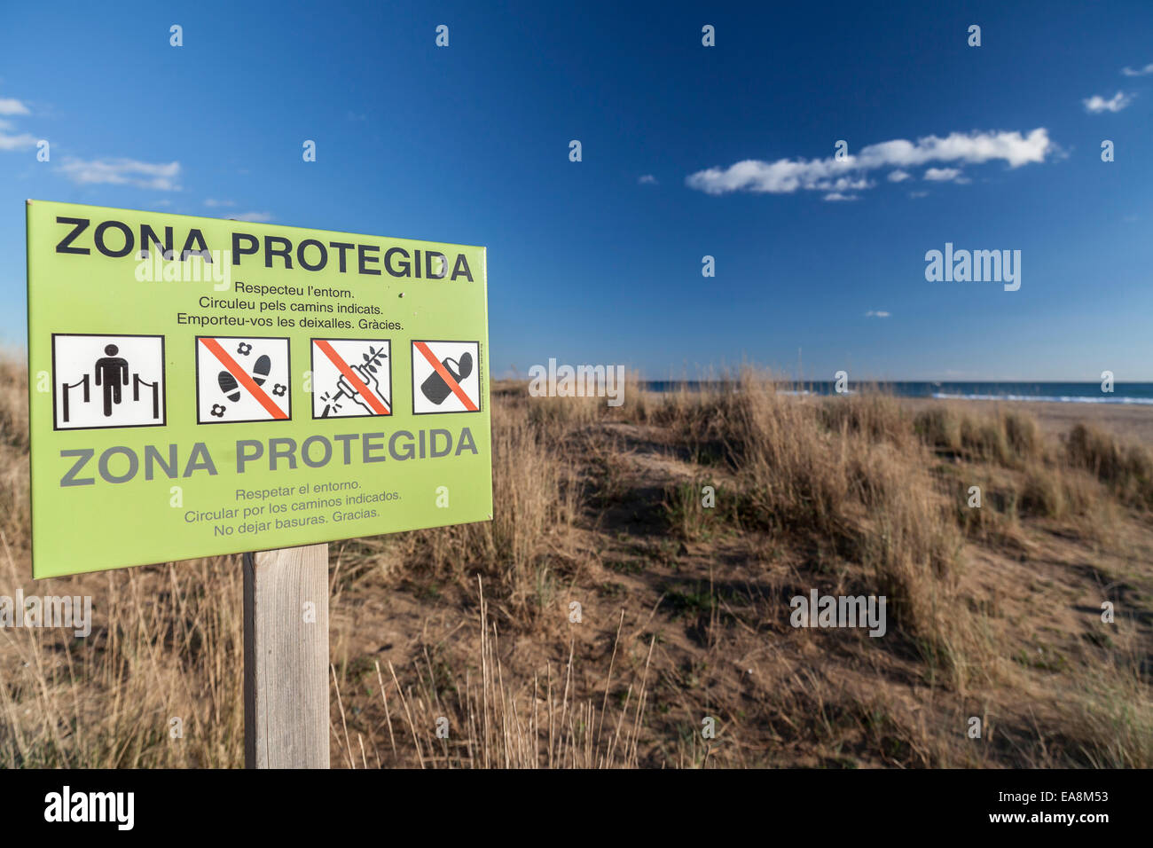 Protected area sign hi-res stock photography and images - Alamy