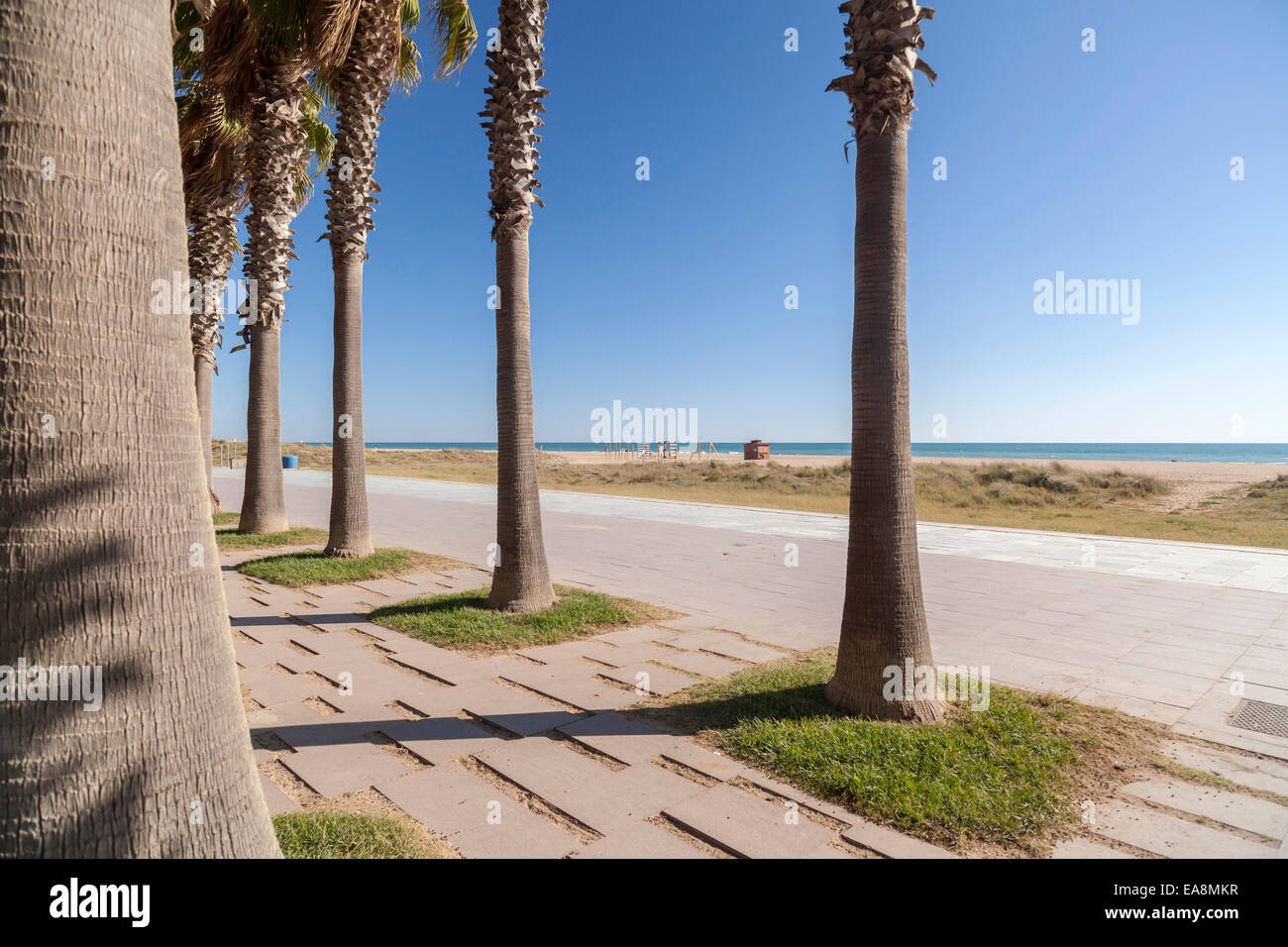 Paseo maritimo hi-res stock photography and images - Alamy
