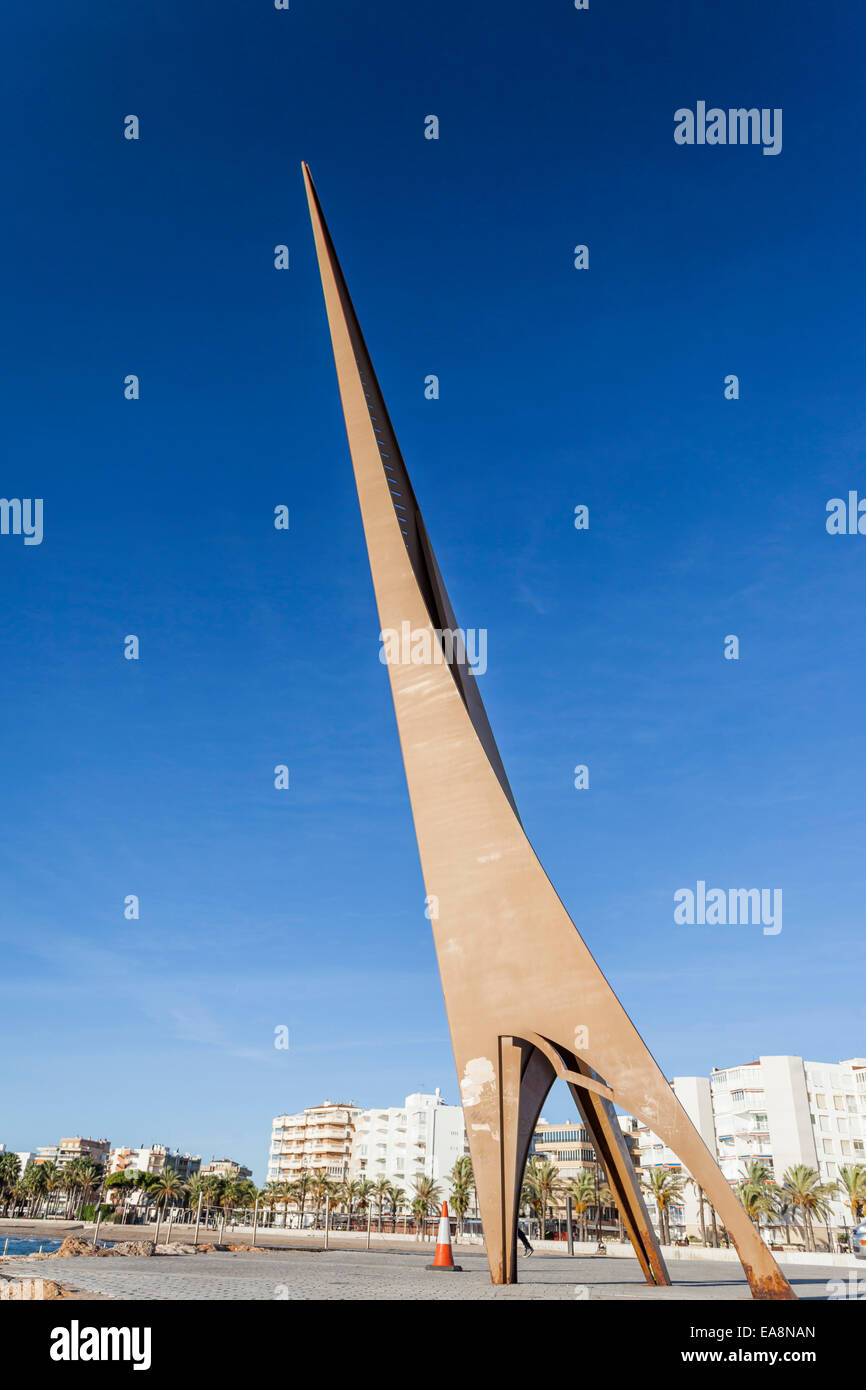 Salou sculpture hi-res stock photography and images - Alamy